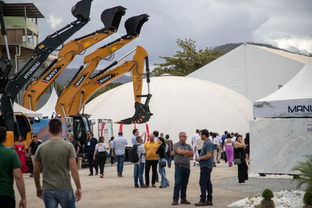 Cachoeiro Stone Fair reúne 20 mil visitantes brasileiros e de mais 22 ...